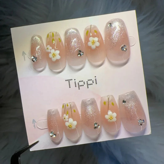 Tippi | Press On Nails Australia | Salon-quality Nails in 15 mins